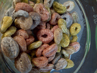 USASillyYaks: Are you sitting down? I found gluten free Froot Loops!!!