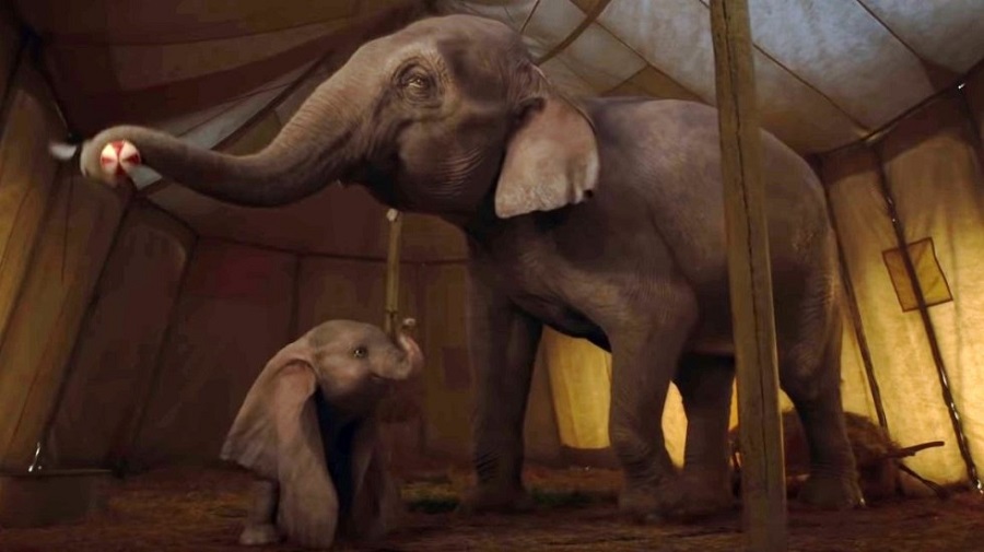 A Piece of Blue Chalk,: "Dumbo" - The Newest Disney Film Lacks Feels