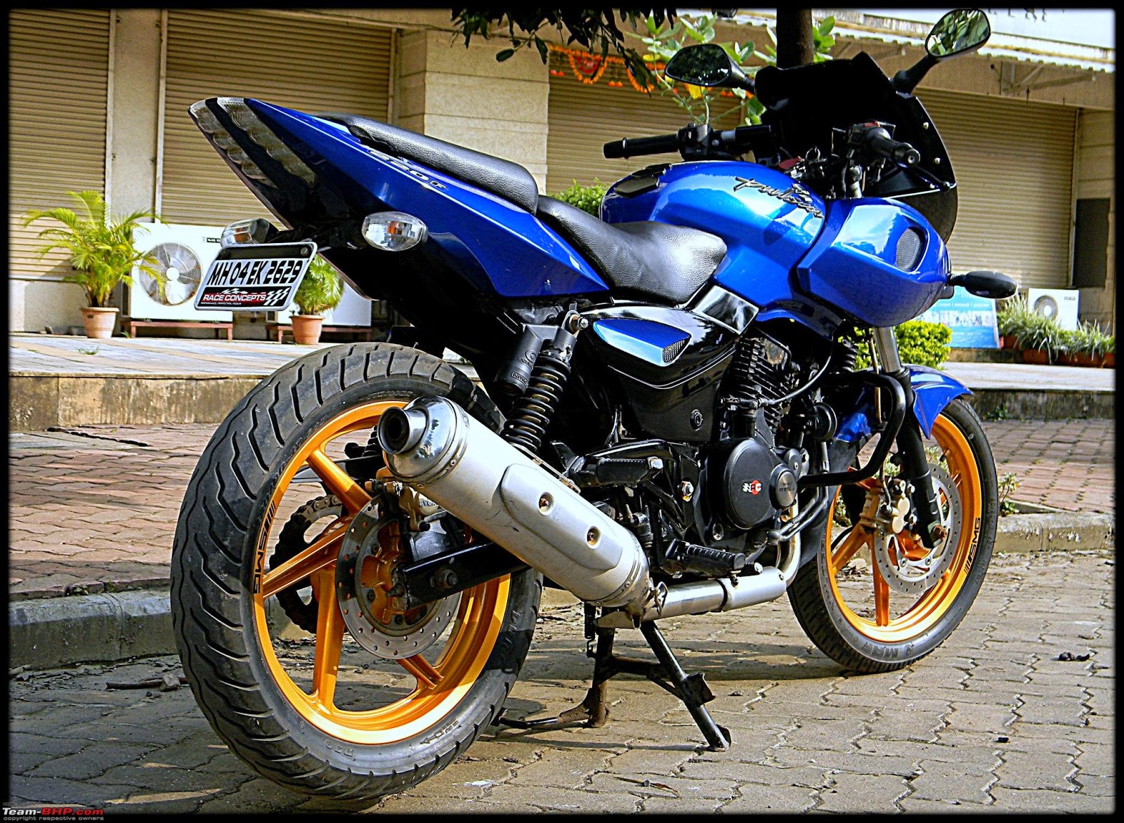 Modifikasi Fairing Pulsar 135 2014