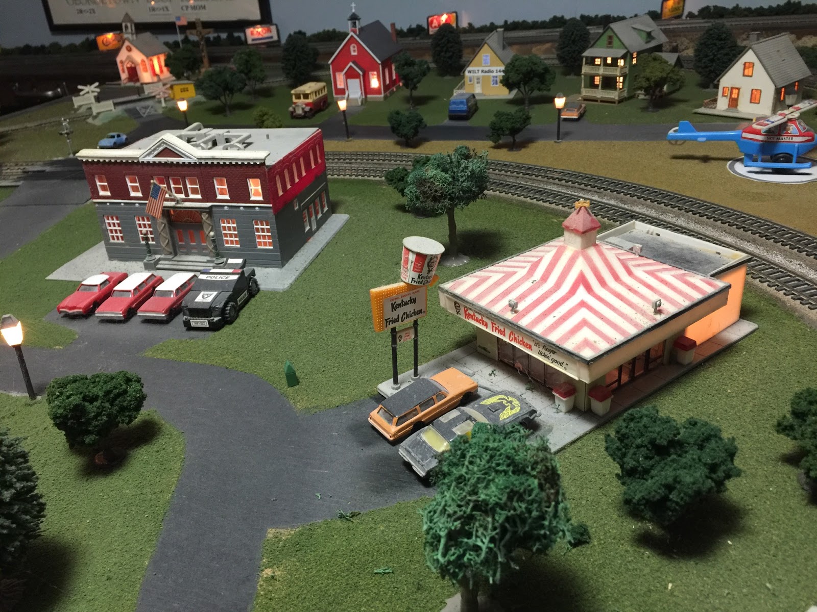 Phil's Train Layout: 2019