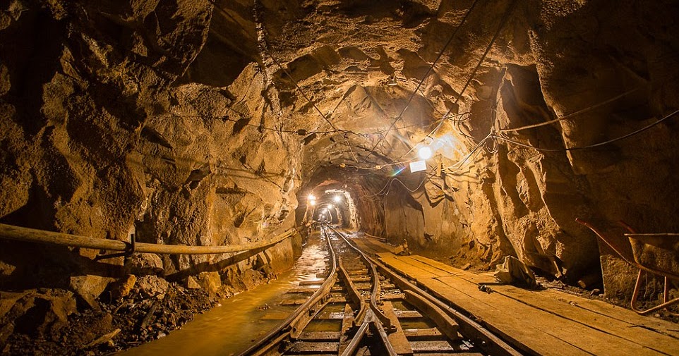 Ghost Hunting Theories: Disembodied Voices in Mines