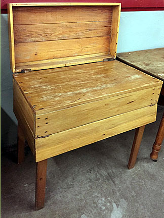 AntiquesQ&A: Beat Those Biscuits