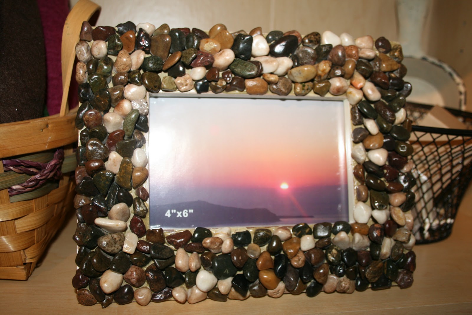 Rock Picture Frame | - SpicyEMT's Crafts
