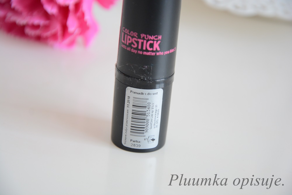 Moov Color Punch, pomadka do ust "Confidence". | Pluumka opisuje