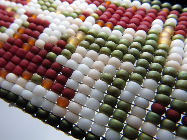 Beads Beading Beaded, with Erin Simonetti: Looming with Powder Matte ...
