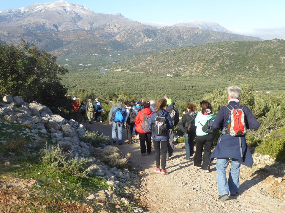 EXPLORE MOUNTAINS: ΠΕΖΟΠΟΡΙΑ ΣΤΑ ΛΑΚΩΝΙΑ