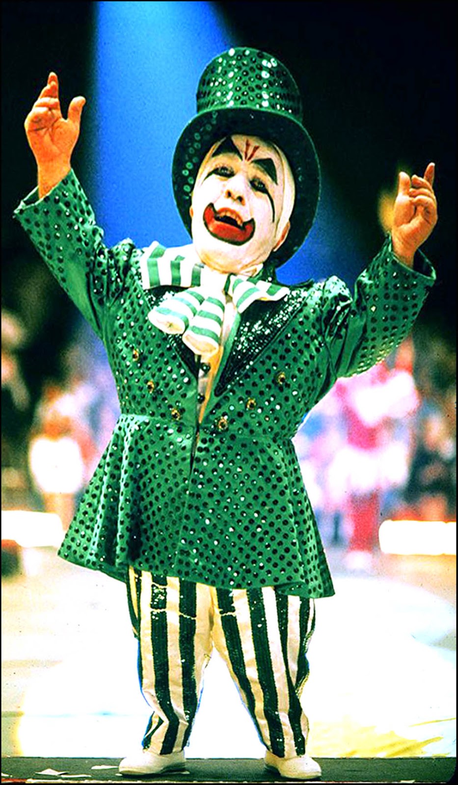 Buckles Blog: MORE CLOWNS