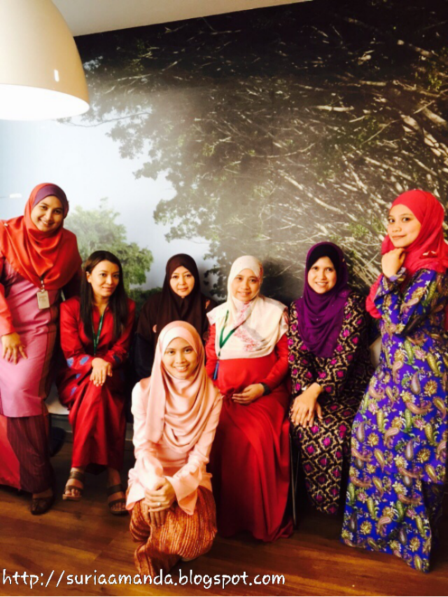 Jamuan Hari Raya Group Planning Strategy & T4 Project Team ~ SURIA AMANDA