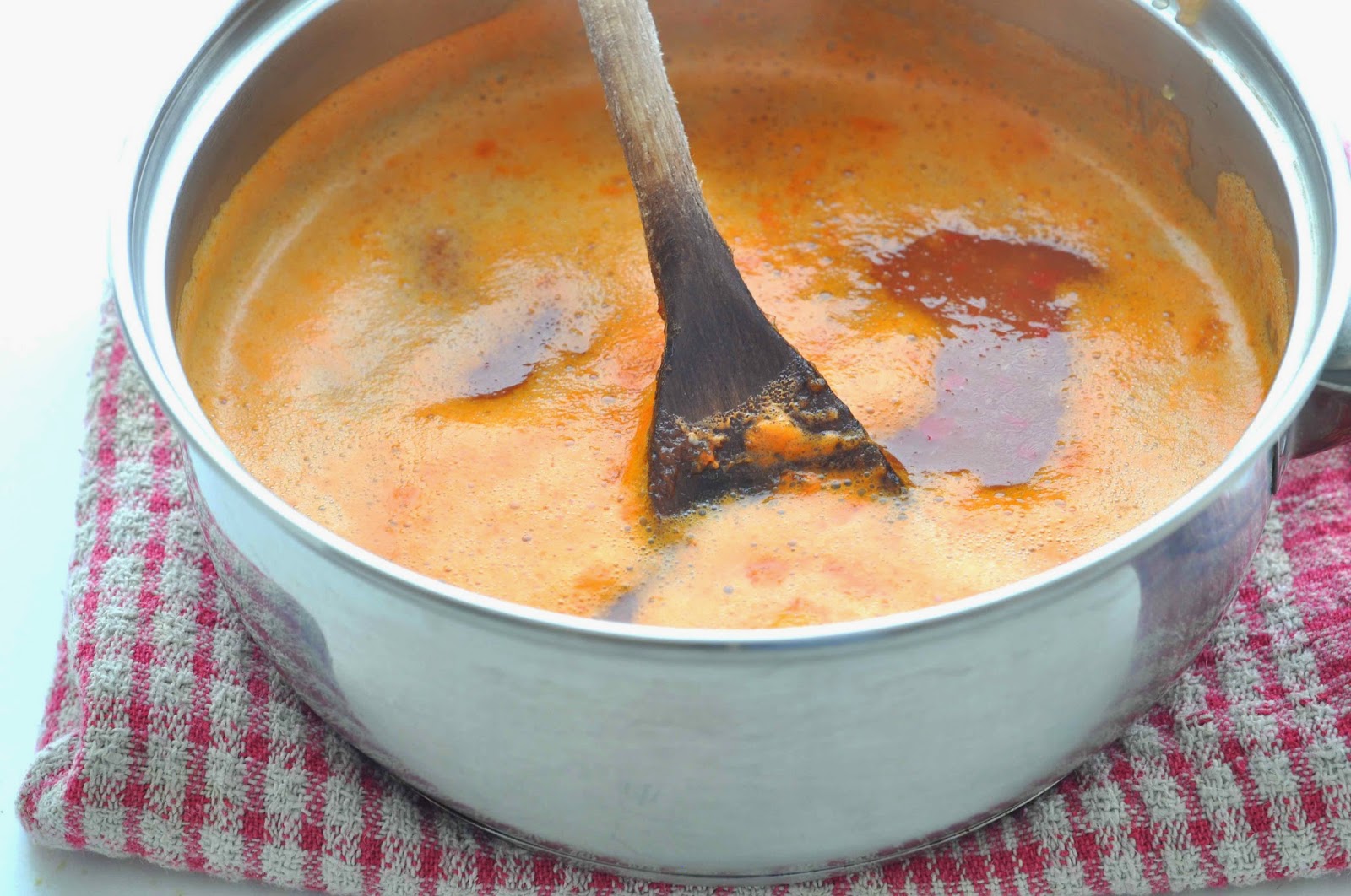 Simple Food: Sweet Chilli and Mango Sauce