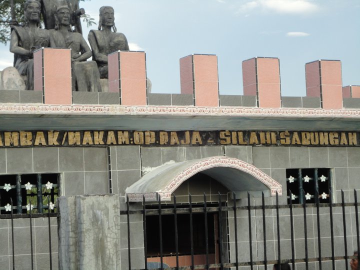 TAROMBO RAJA SILAHISABUNGAN: RAJA IDAON SILALAHI