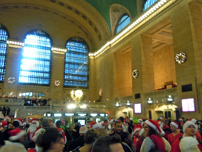 danielle abroad: what is santacon?