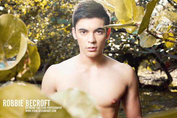 Hot Pinoy Robbie Becroft