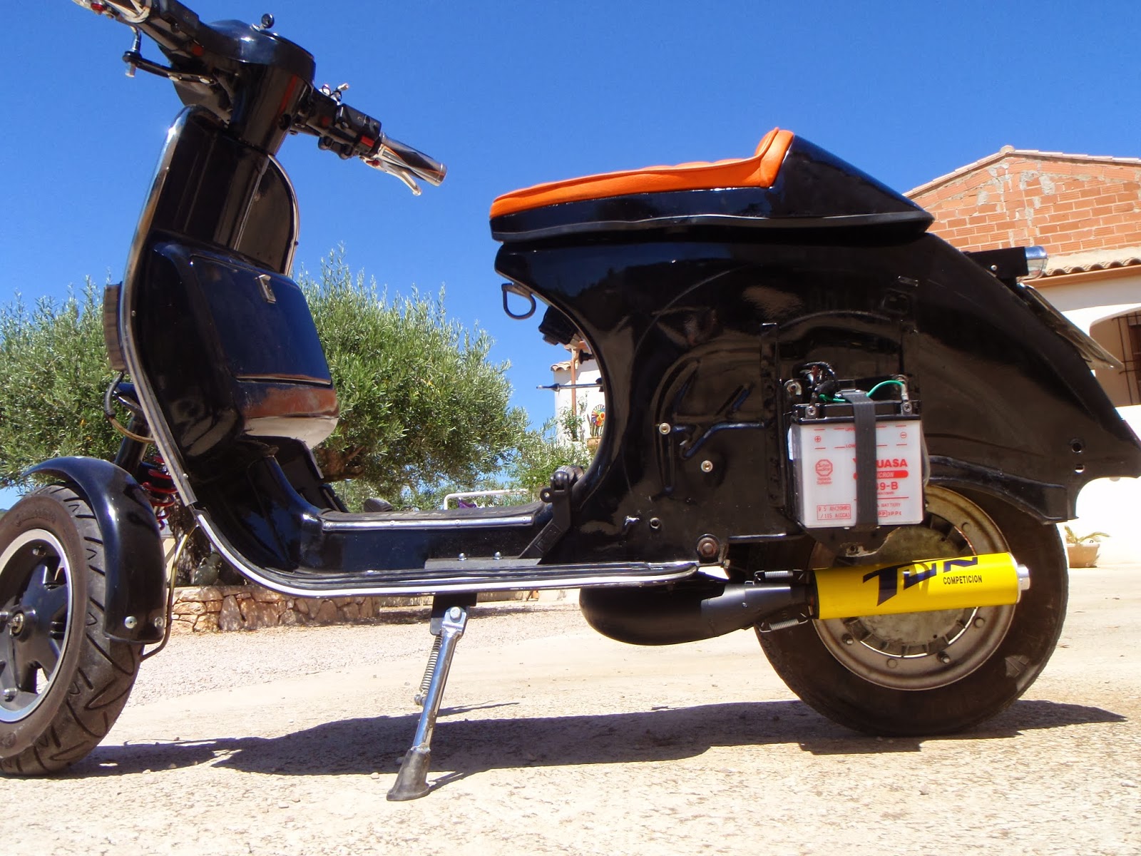 TUN Competición: Vespa 200