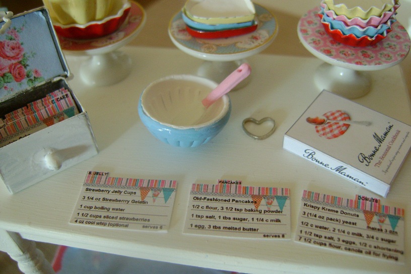 Baking In Miniature: Pretty Baking Dish, Recipe Cards & more