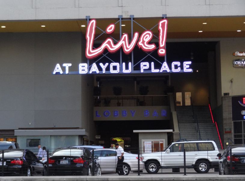 Houston in Pics: Live! at Bayou Place