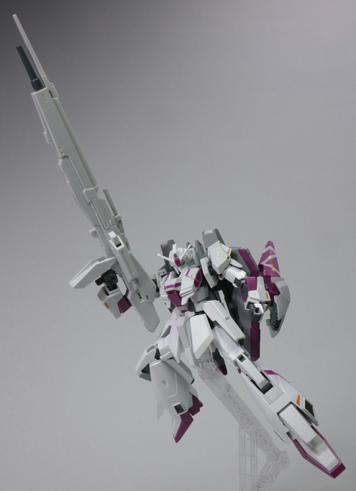 [ Review ] - HGUC 1/144 - Zeta III The Gundam Base Limited
