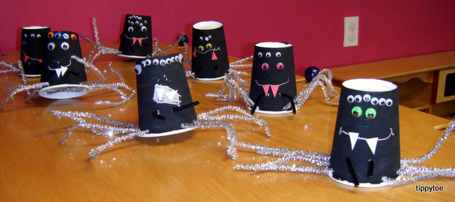 Tippytoe Crafts: Spider Cups