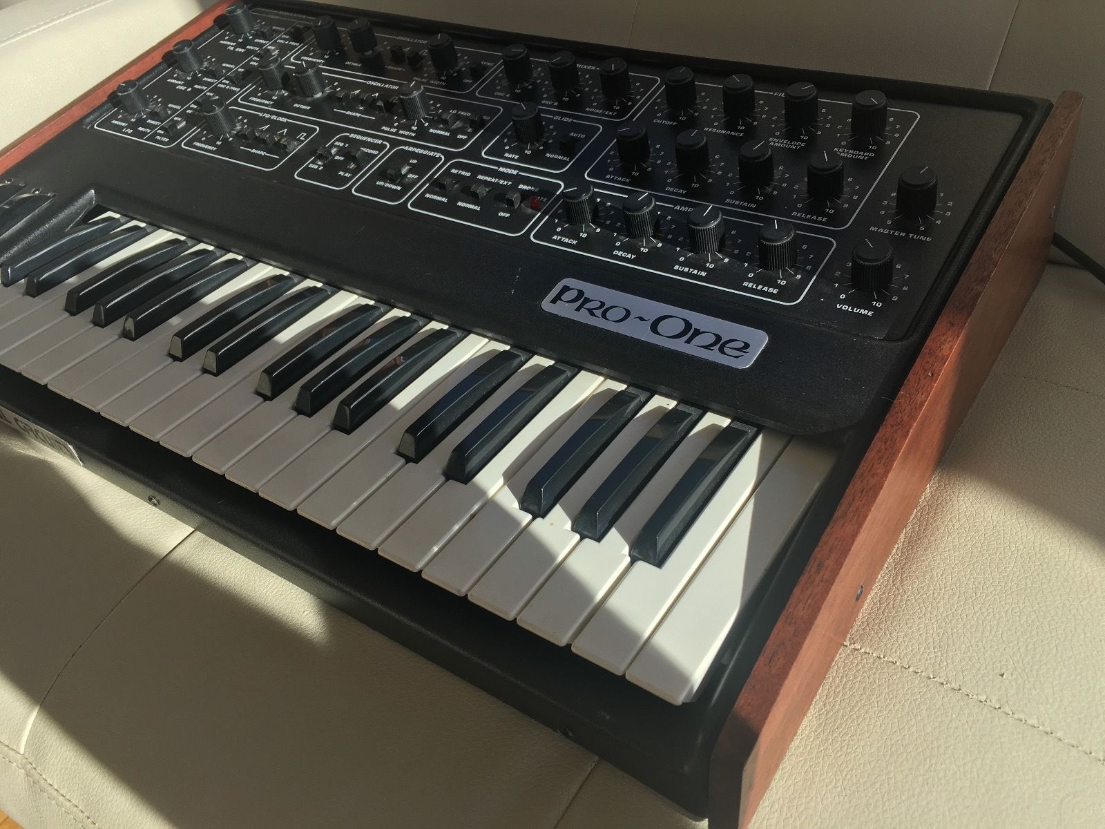 MATRIXSYNTH: Sequential Circuits Pro One Synthesizer SN 8470