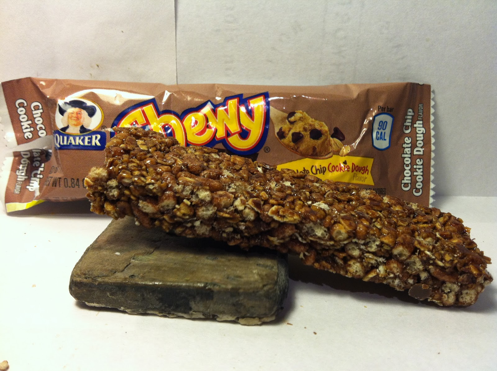 Crazy Food Dude: Review: Quaker Chewy Cocoa Chocolate Chip Cookie Dough ...