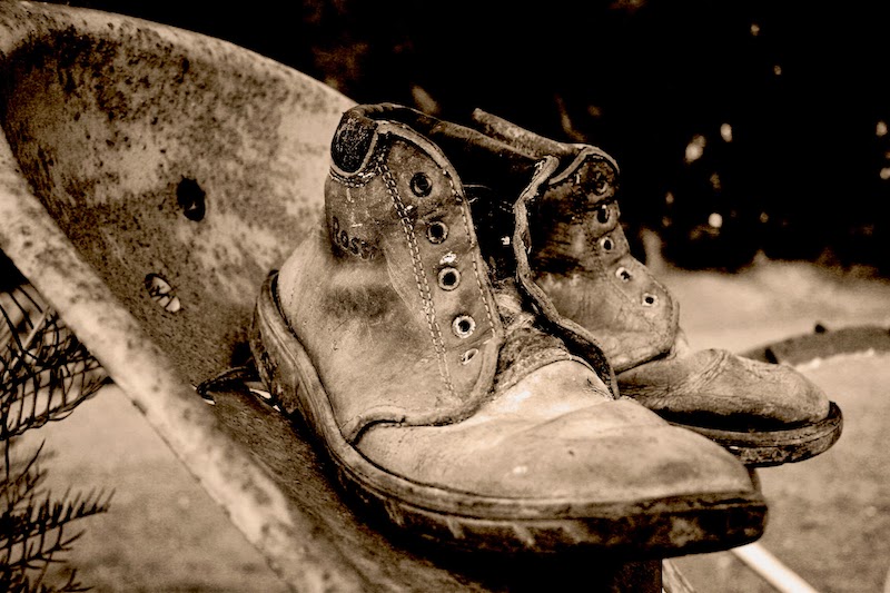 Nirvana Sulistya: Doa Sepasang Sepatu Tua