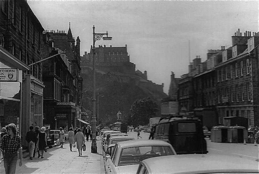 Europe by London Taxi: Scotland - August 1969 - Perth to Edinburgh.