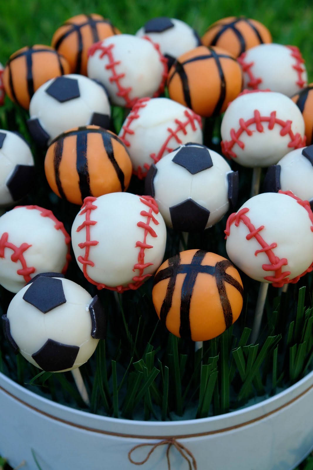 K Bakes: Sports Themed Cake Pops