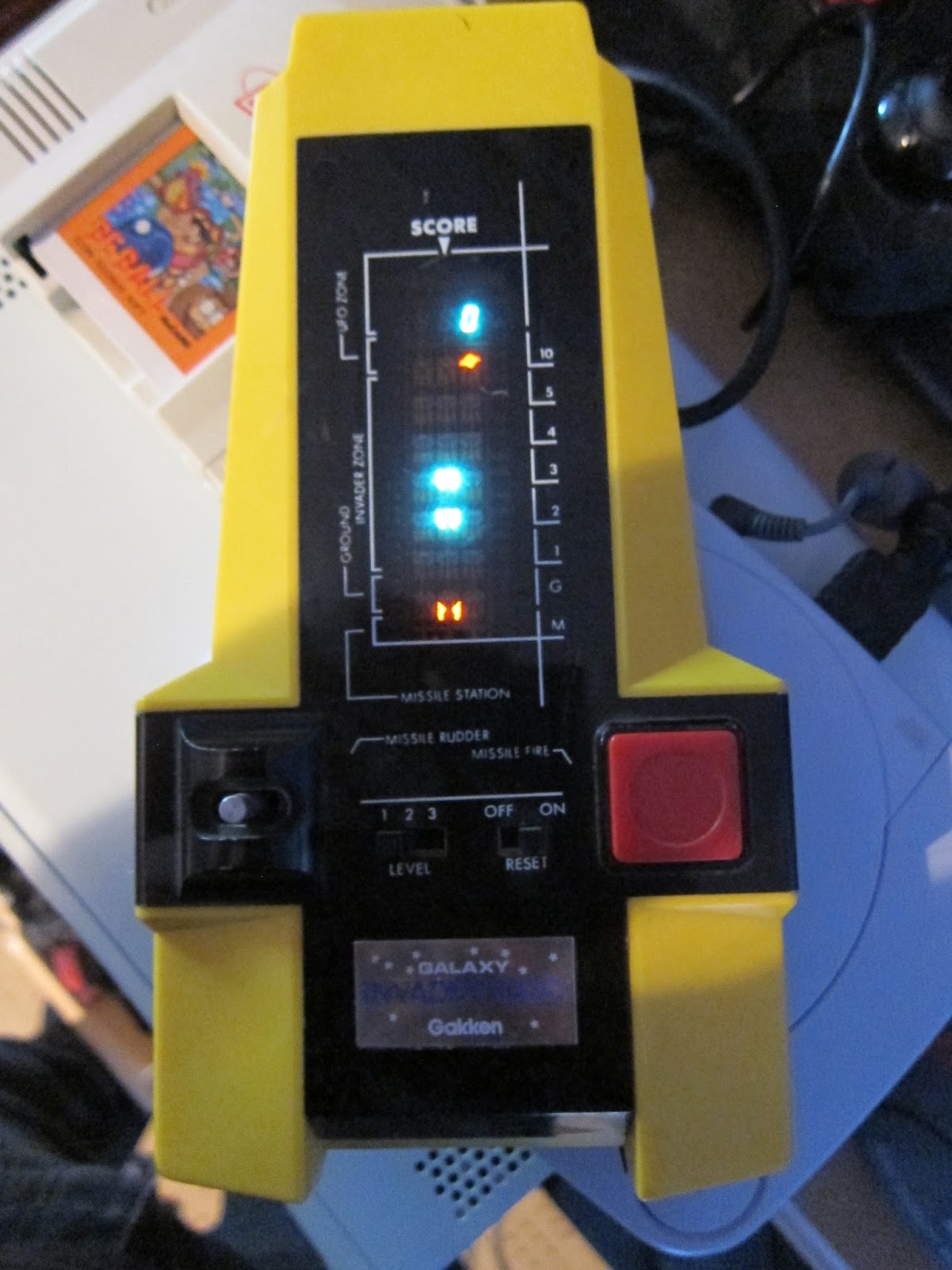 Dusty Old Games: Gakken Galaxy Invader 1000