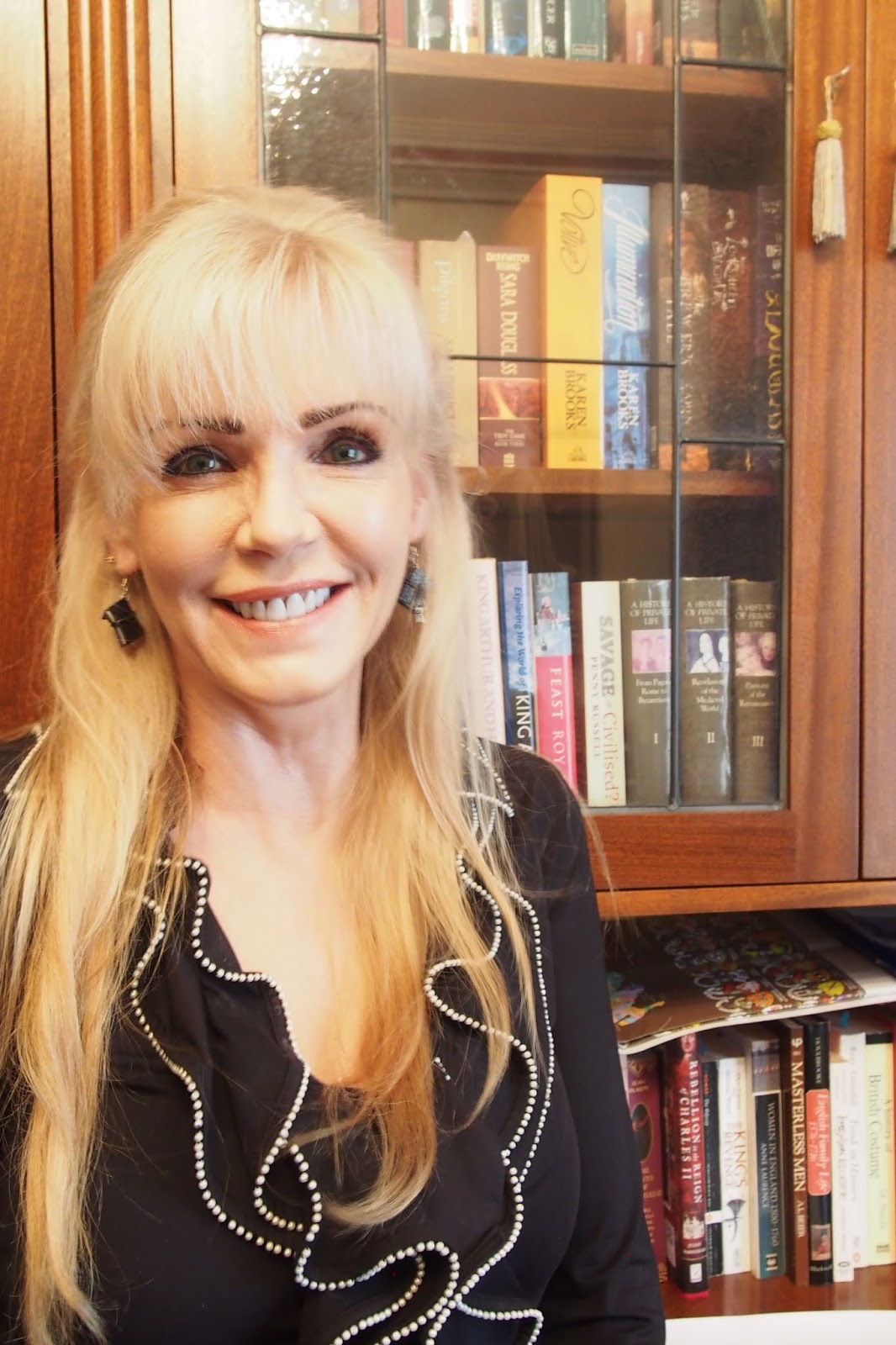 Book Q&As with Deborah Kalb: Q&A with Karen Brooks