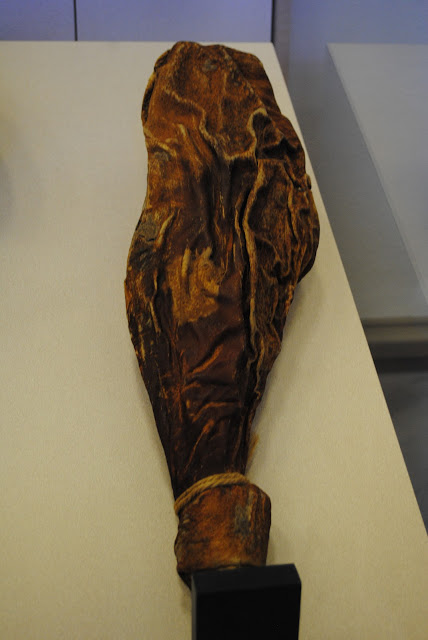 The Carpetbagger: The World's Oldest Ham