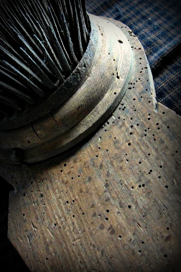 The Cranky Crow: Hetchels, Hatchels and Hackles.....