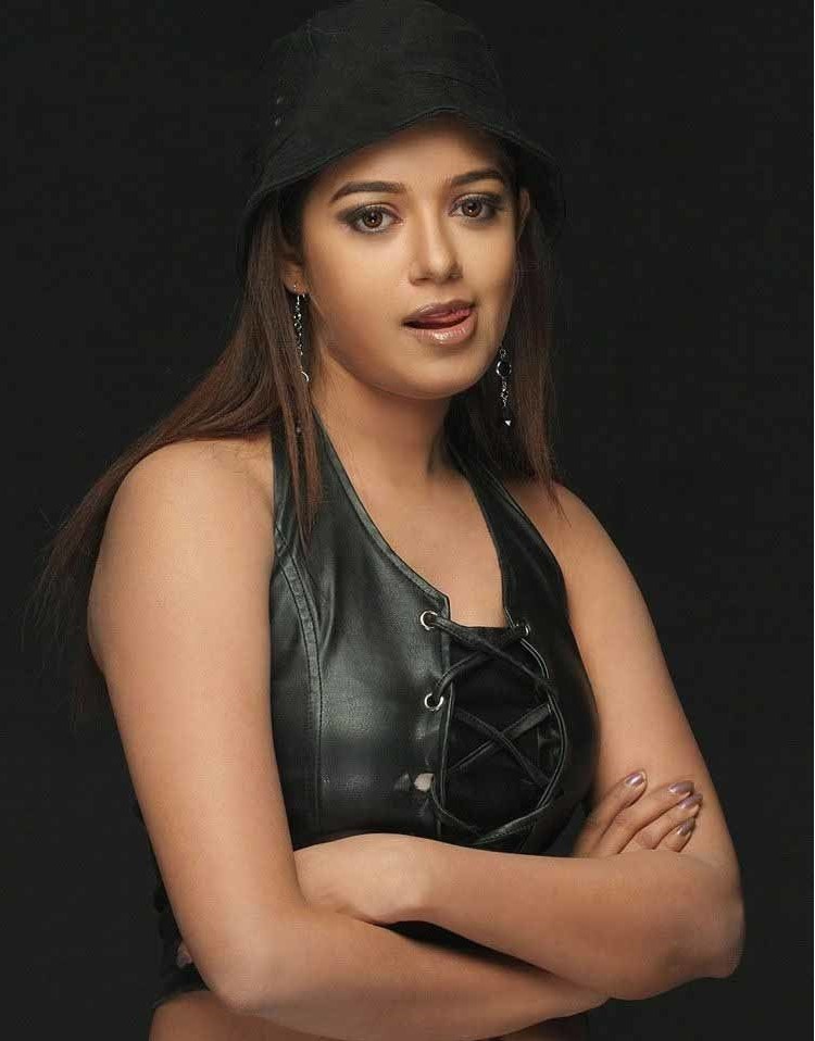 Chaya Singh profile family, wiki Age, Affairs, Biodata, Height, Husband ...