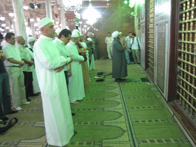 Cinta dan Rindu: Pengertian Haibah Dan Uns