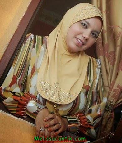 Tante Arab Hijab Lagi Bugil