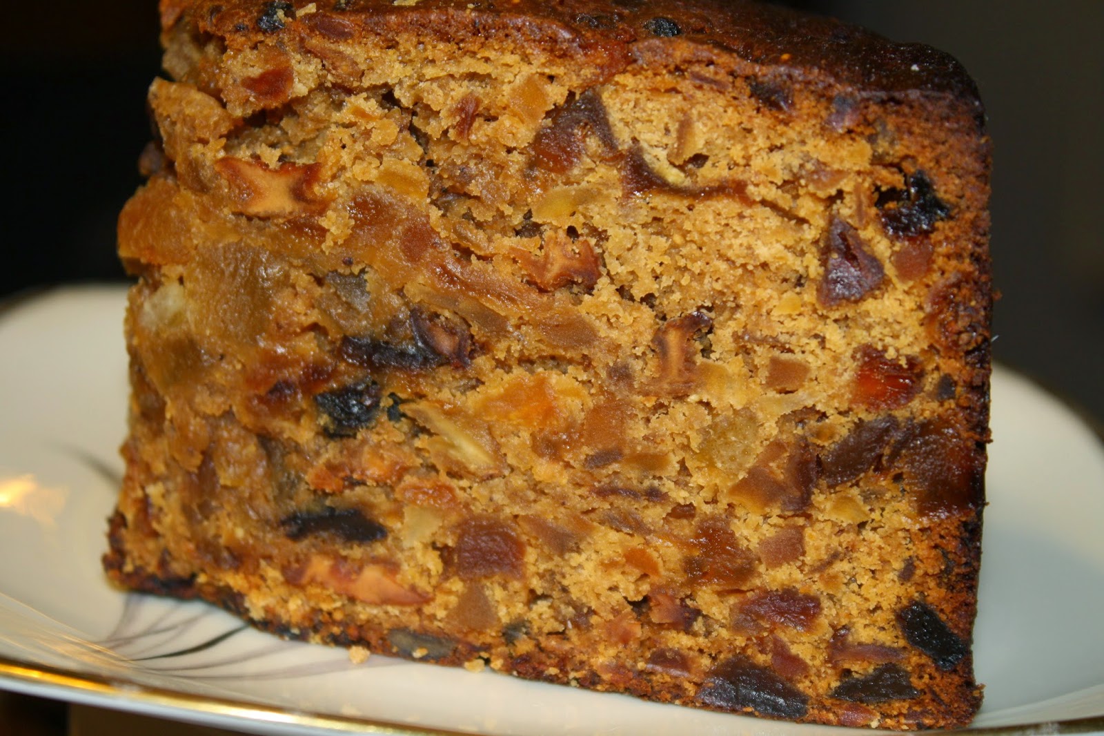 Tortilla: BRANDINTAS KALĖDINIS DŽIOVINTŲ VAISIŲ PYRAGAS