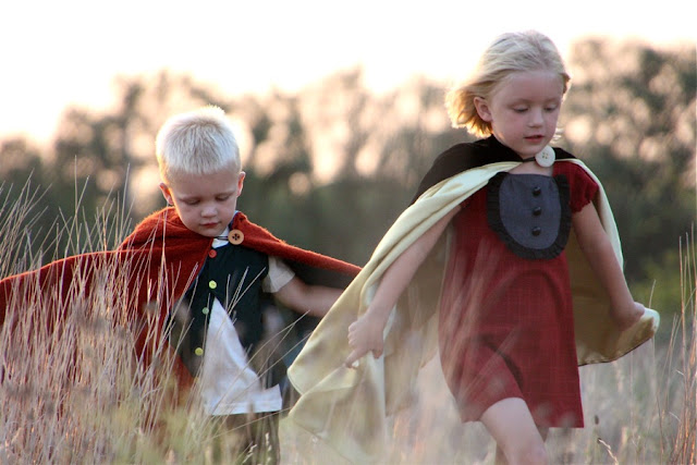 hooded capes - MADE EVERYDAY