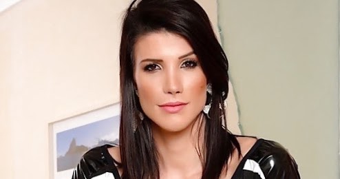 T girl porn that I like: Victoria Carvalho