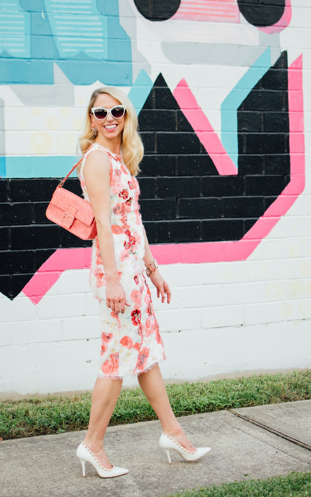 Ashley Nicole Style : Fuzzy Floral Frock