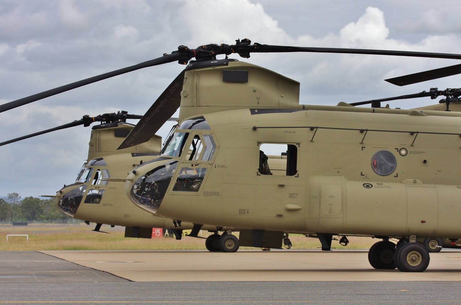 Air Queensland.blogspot: Australian Army Boeing CH-47 Chinook medium ...