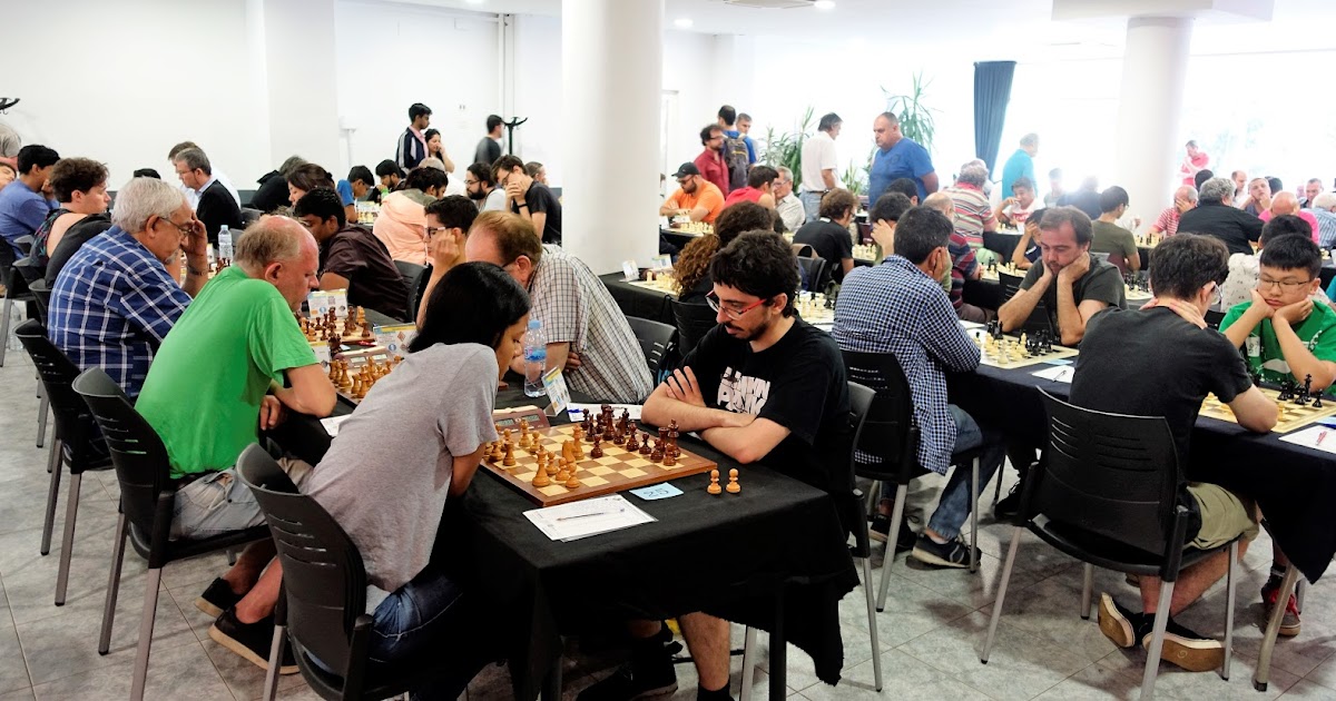 Club d'Escacs El Masnou: XX Obert Int. de Sant Marti 3a ronda - un flash