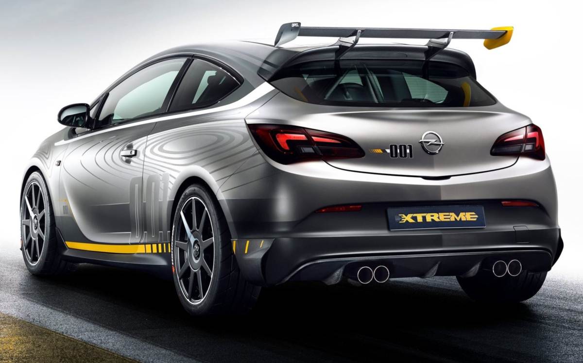 Astra OPC Extreme usa motor 2.0 turbo de mais de 300 cv