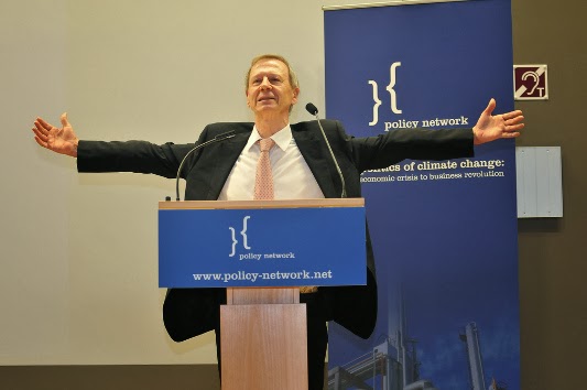 Entrevista a Anthony Giddens: «Ya no hay utopías a la vuelta de la ...