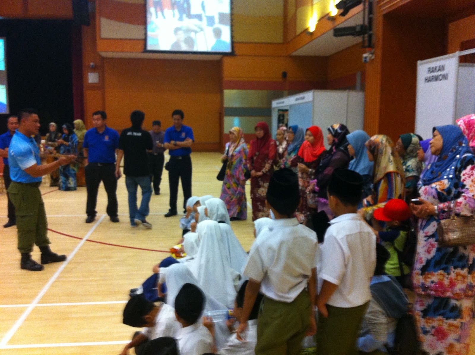 Sekolah Rendah Penanjong, Tutong: Lawatan Ke Dewan Pusat Insani, Seria.