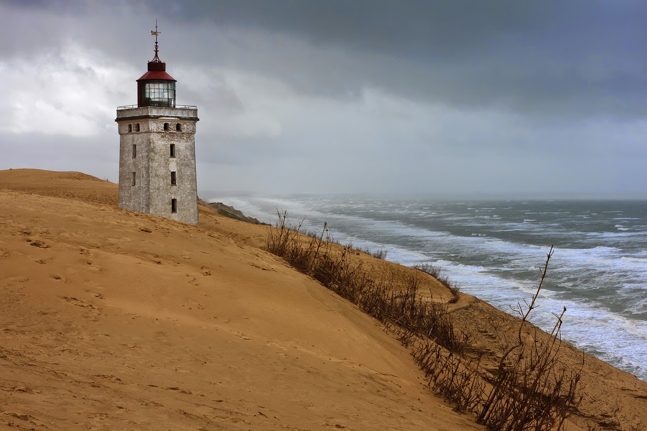 arati: Historia de un faro