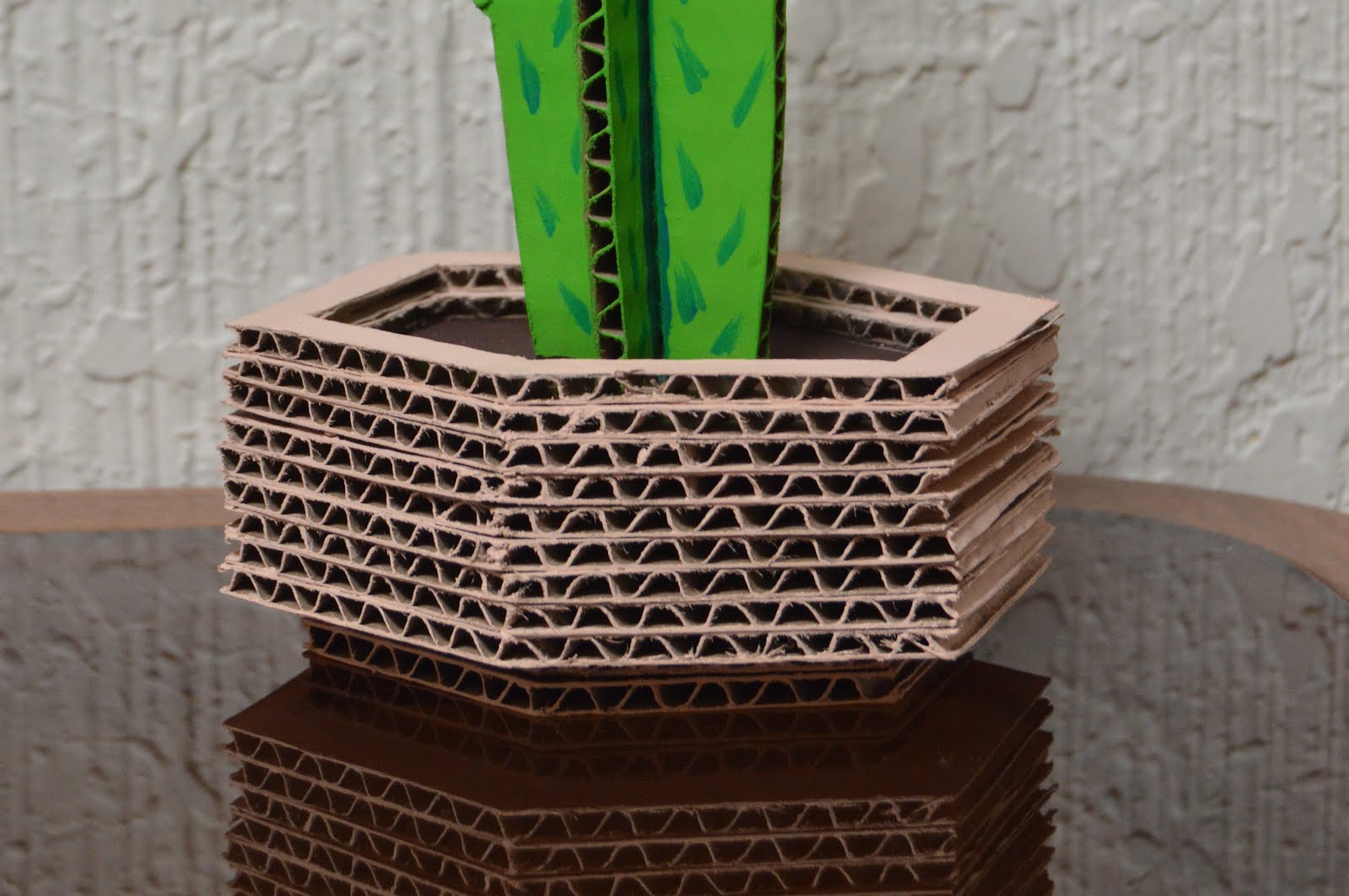 LP: Decoración de Cactus de Cartón