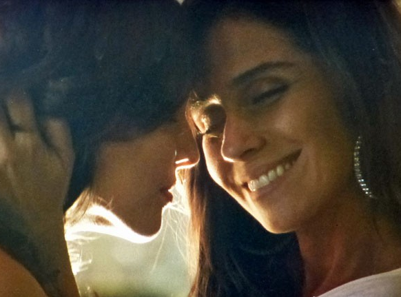 CHUPADA DE LÍNGUA ENTRE GIOVANNA ANTONELLI E TAINÁ MULLER - Randyson ...