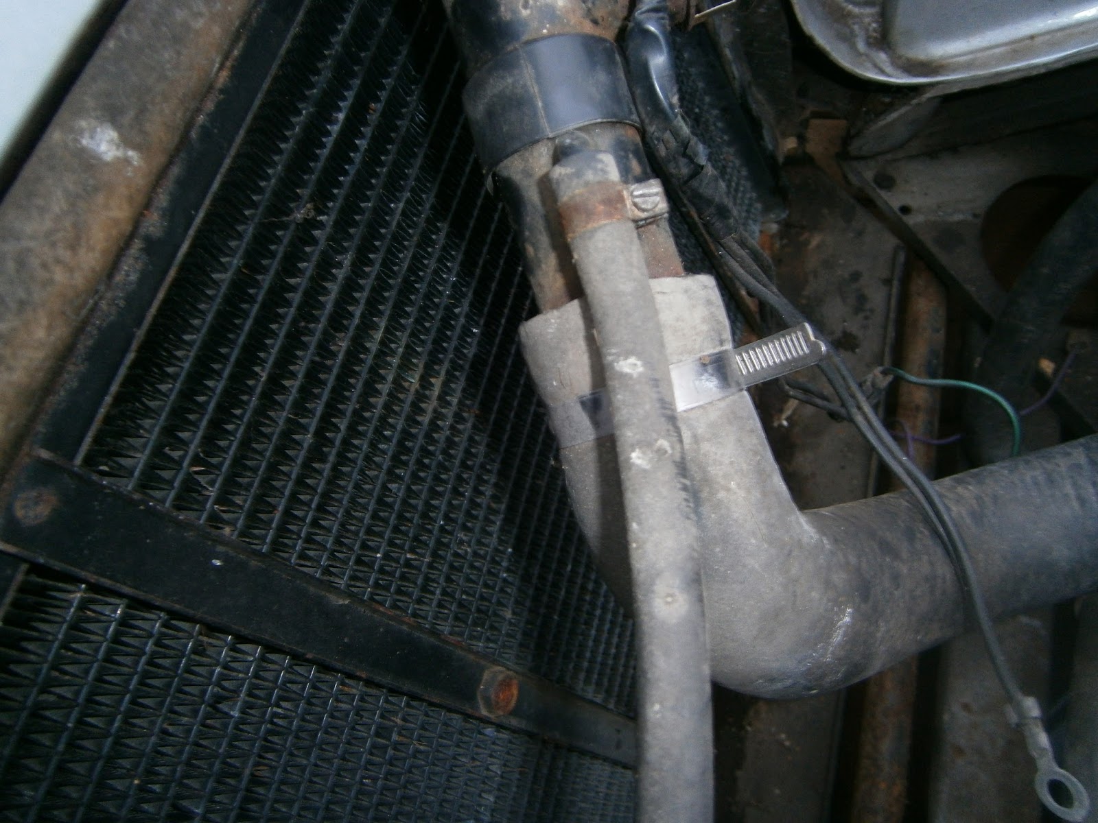 Lotus Excel Restoration: Removing the radiator, PAS pump and oil cooler