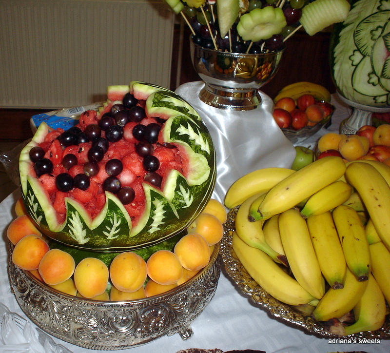 Adriana retete culinare: aranjamente fructe, decor fructe, masa fructe ...