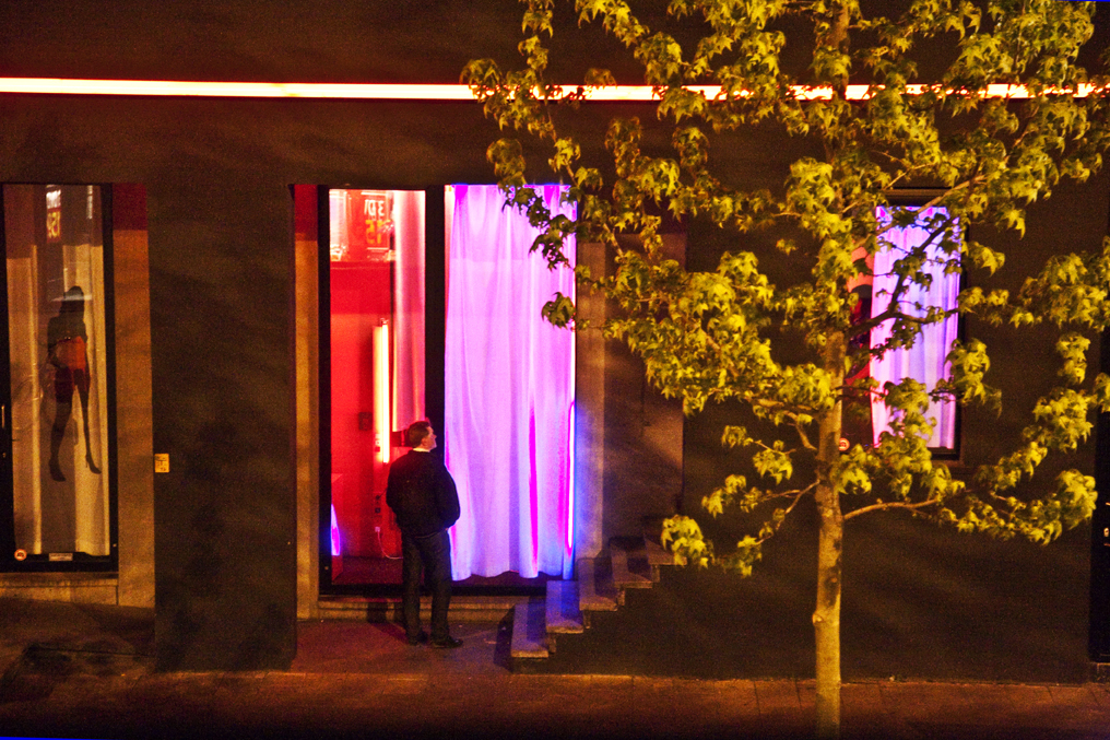 Stripping The Illusion: Vera Rodriguez - Photographer and Dancer