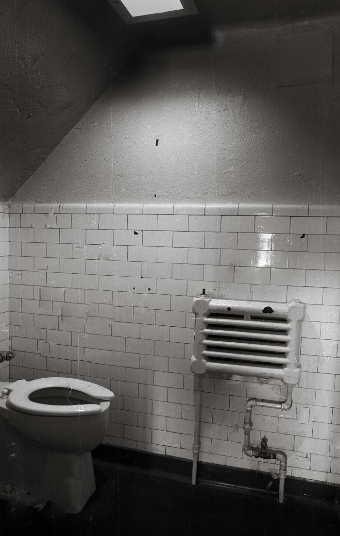 LE TEMPS QUI FUIT/1 (Argentique): Maison Gomin (Québec)/2001