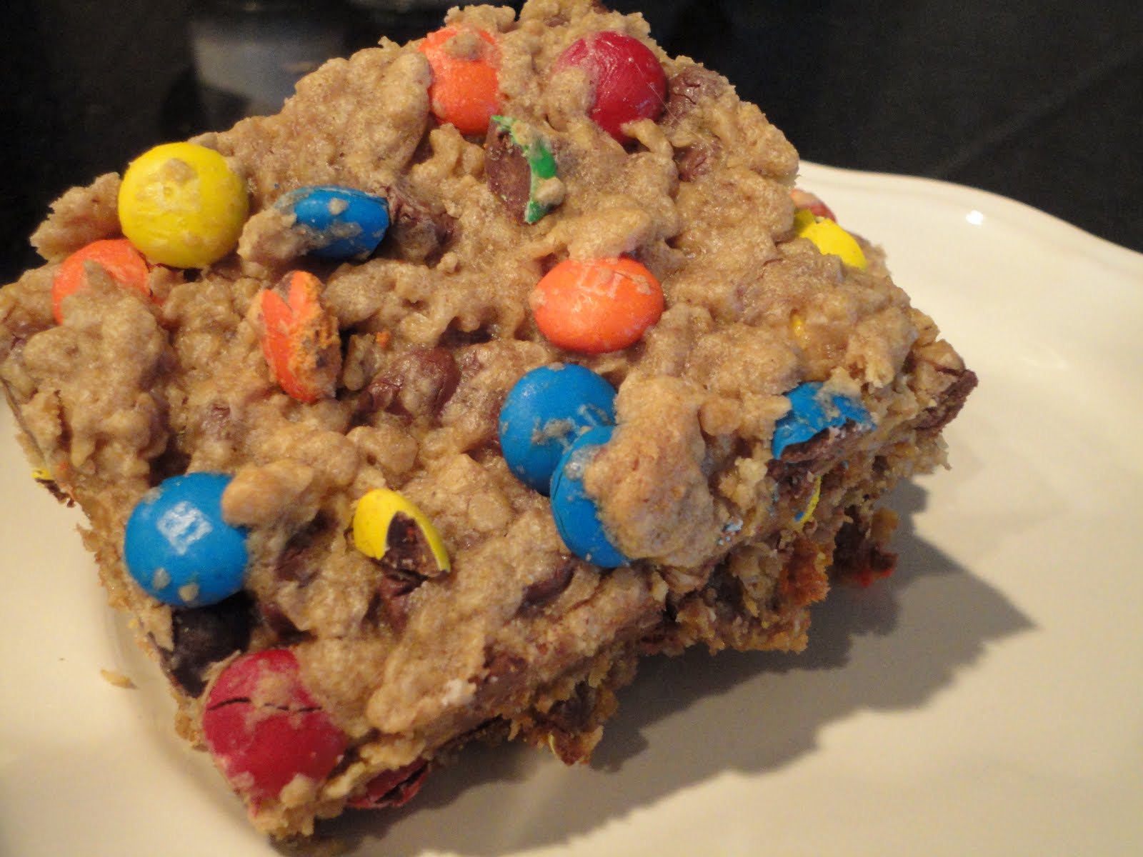 !: MONSTER Cookie Bars!